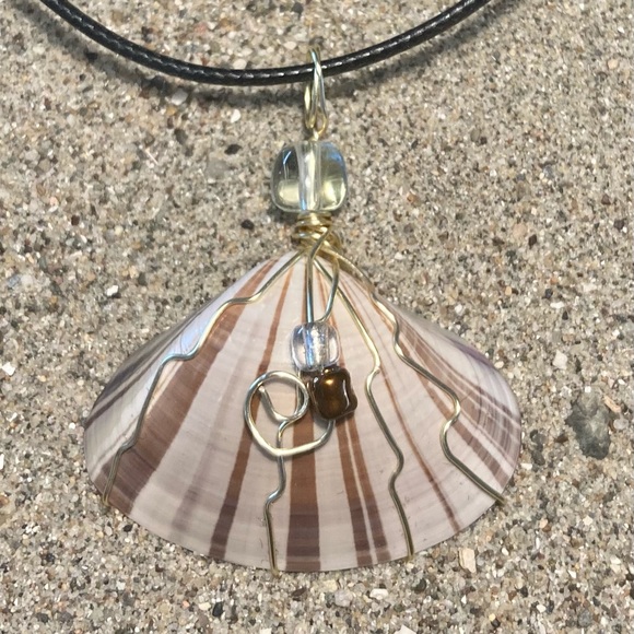 Artisan | Jewelry | Seashell Beaded Pendant Necklace | Poshmark